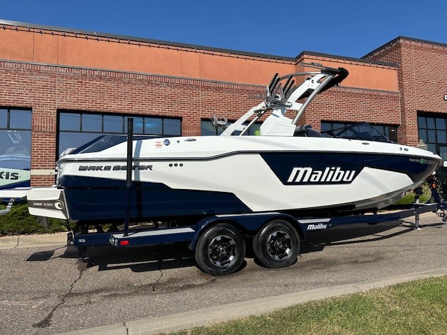 Pre-Owned, Used Inboard Boats For Sale | Malibu & Axis Boats